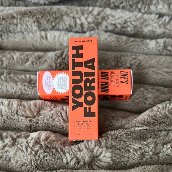 Youth Foria | Makeup | Youthforia Byo Blush | Poshmark